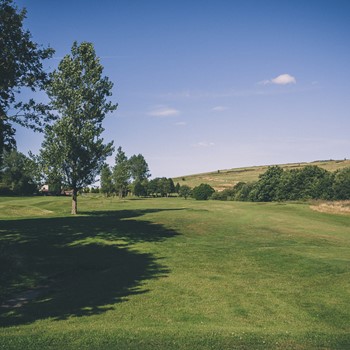 Hole 2 - Oldham Golf Club