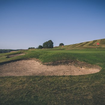 Hole 11 - Oldham Golf Club