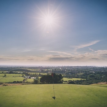 Hole 14 - Oldham Golf Club